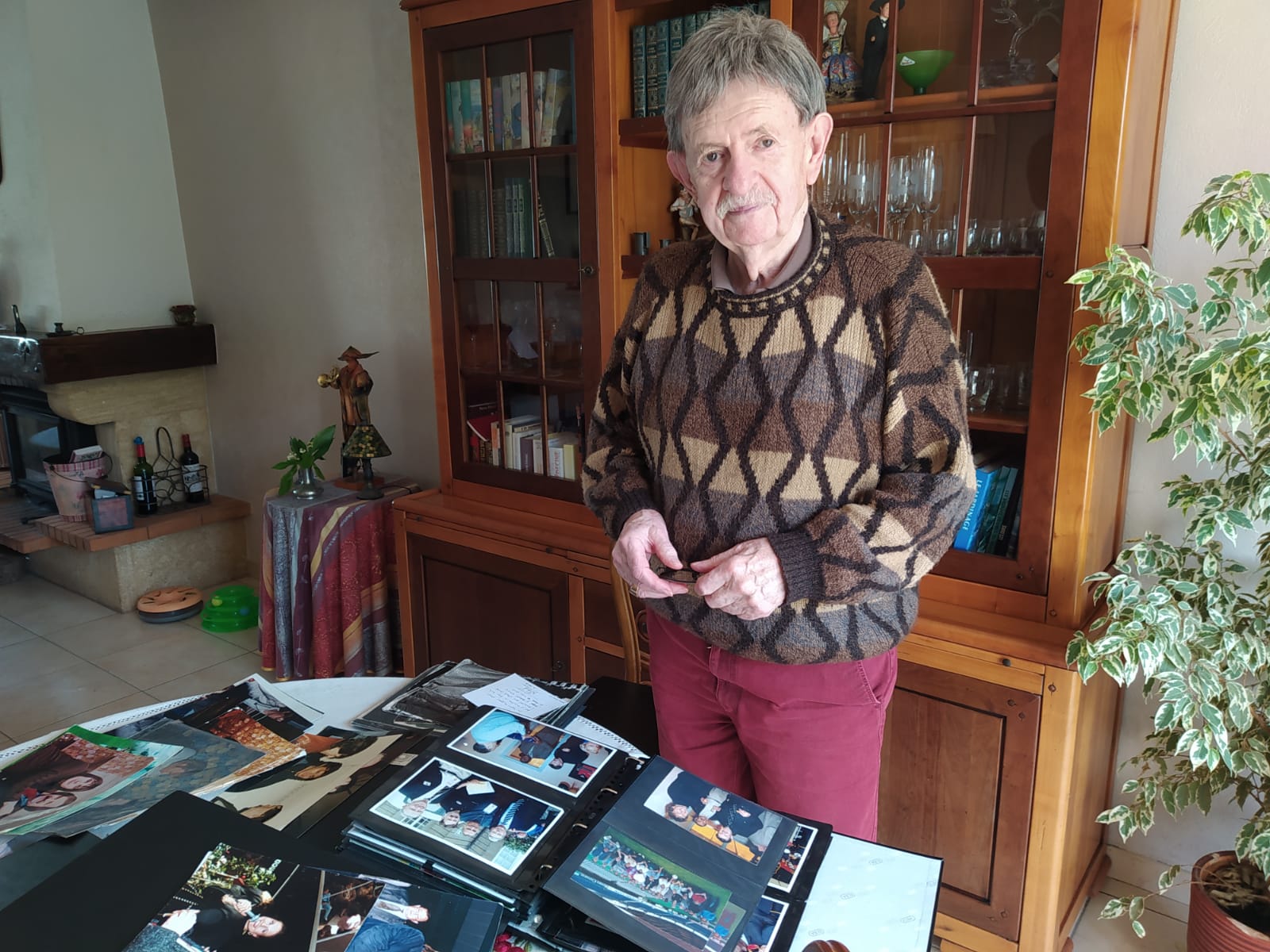 Claude Dratel, le speaker était aussi chanteur ! - Foot amateur