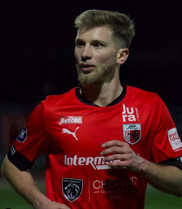 Valentin Liénard : « J'essaie de donner une image positive du foot ...